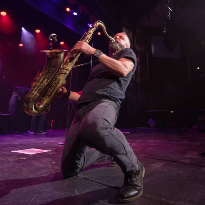 Trevor James Saxofones Artistas - Scott Gilman